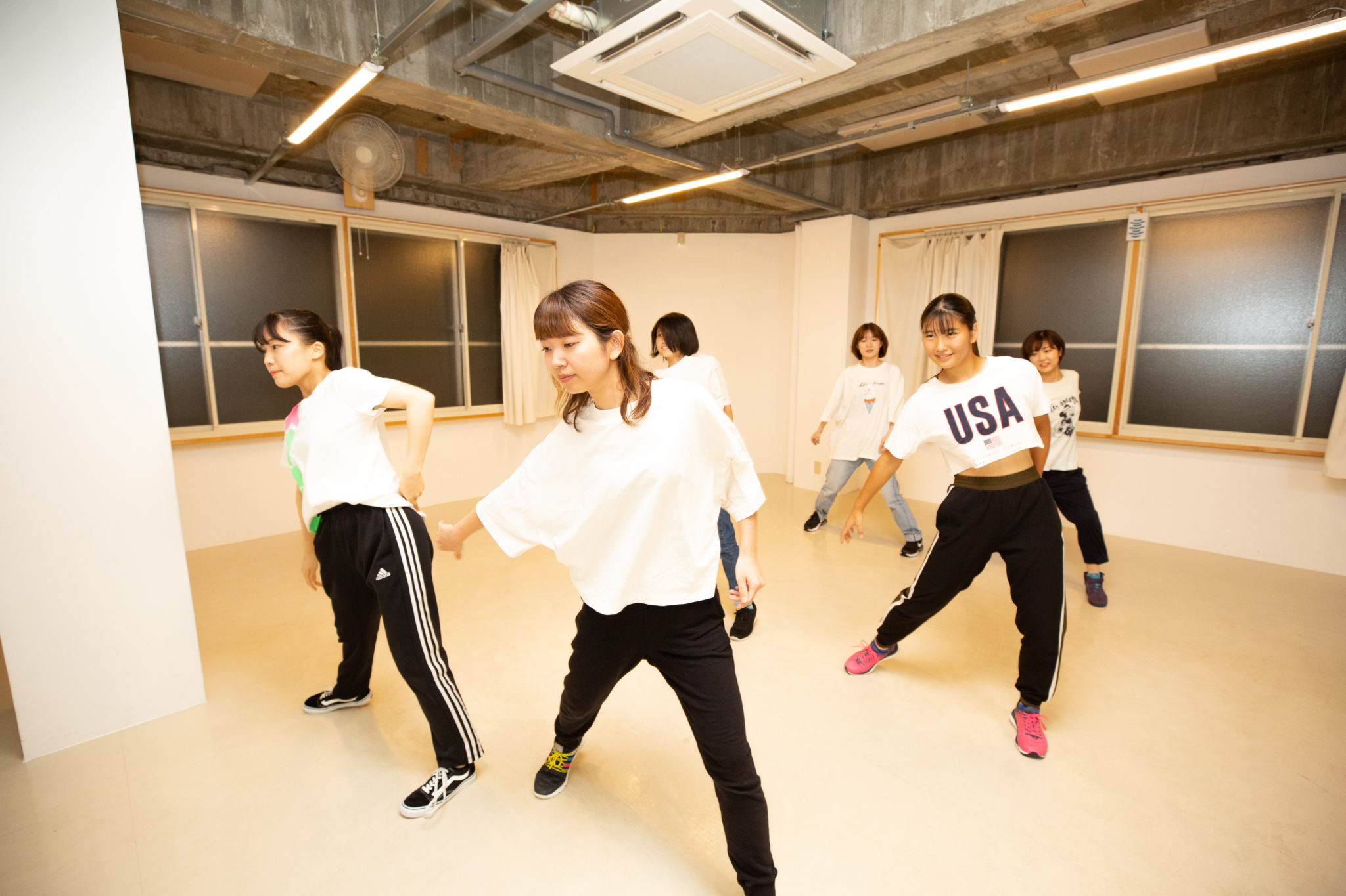 レッスンの流れ | 岡山のダンススタジオ JDL DANCE STUDIO – 初心者の方も楽しめるJDLダンススタジオ